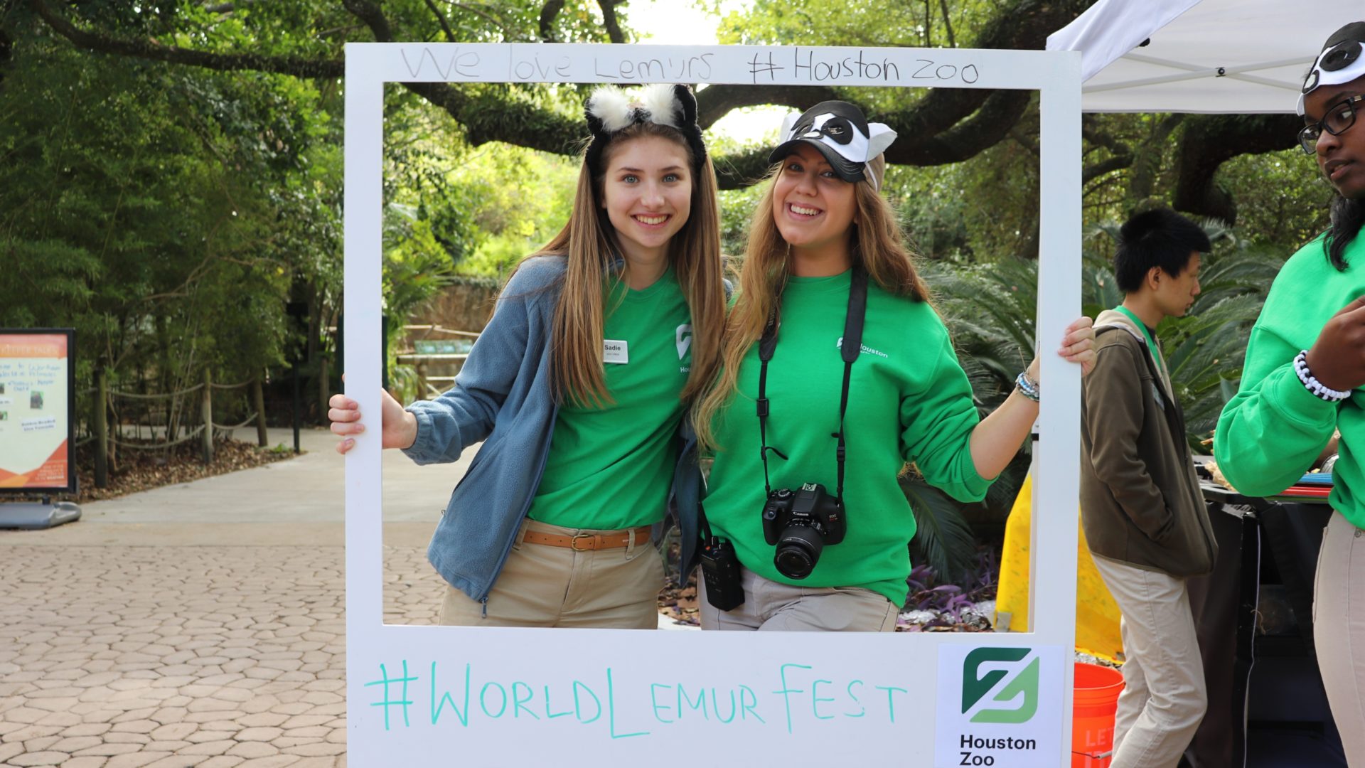 Year-Round Zoo Crew - The Houston Zoo